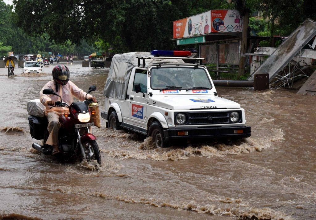 Heavy rains leave Patna streets inundated - The Samikhsya